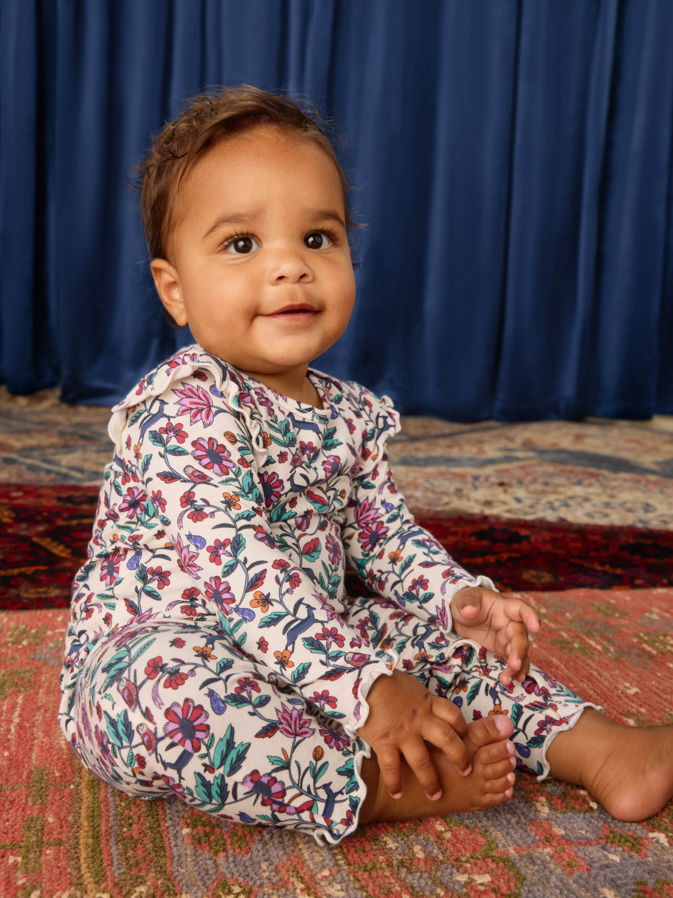 LITTLE GIRL & Ruffle Shoulder Baby Romper & ONEPIECE & Tea Collection