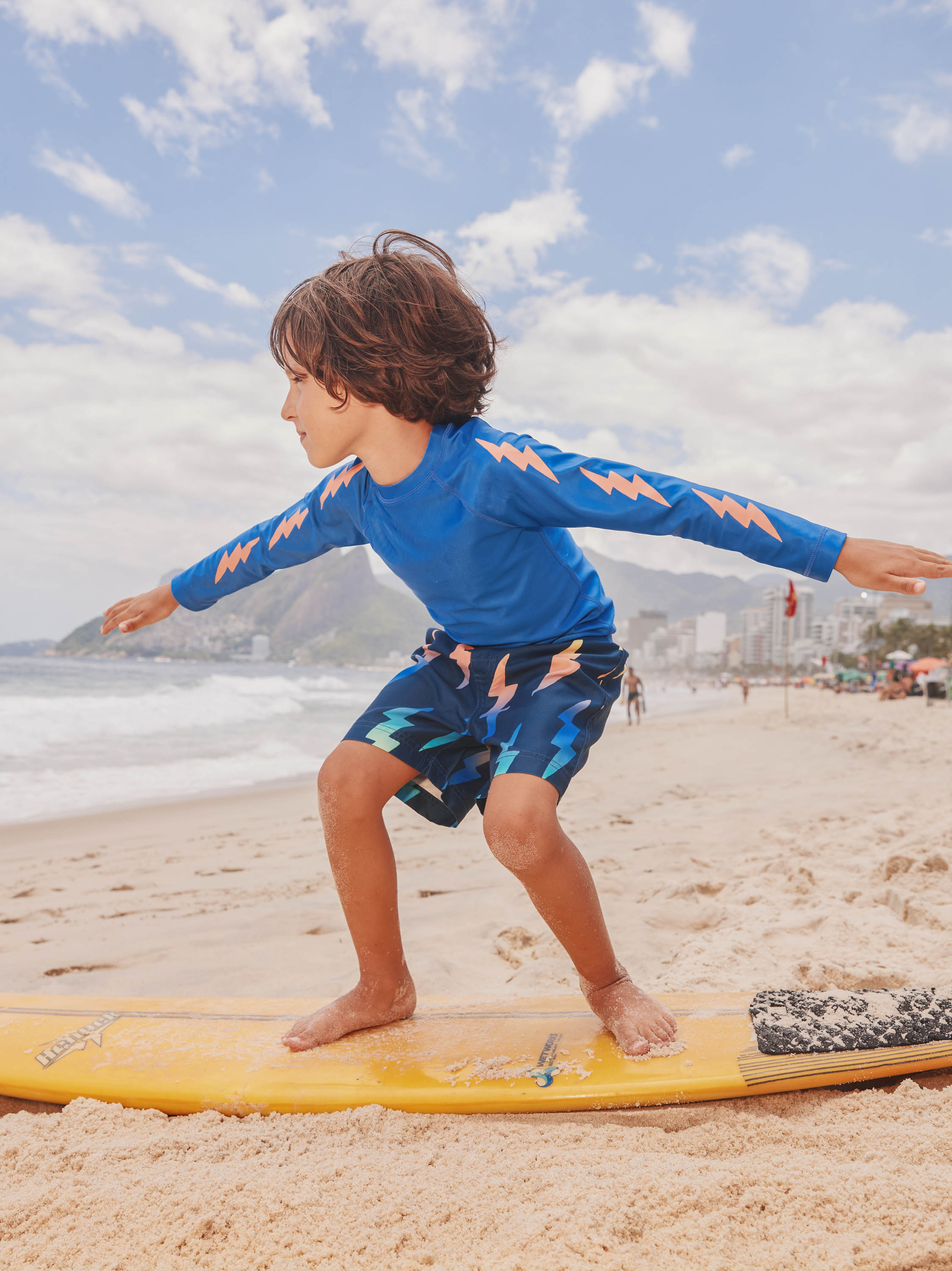 BOY & Bolt Sleeve Rash Guard & RASHGUARD & Tea Collection