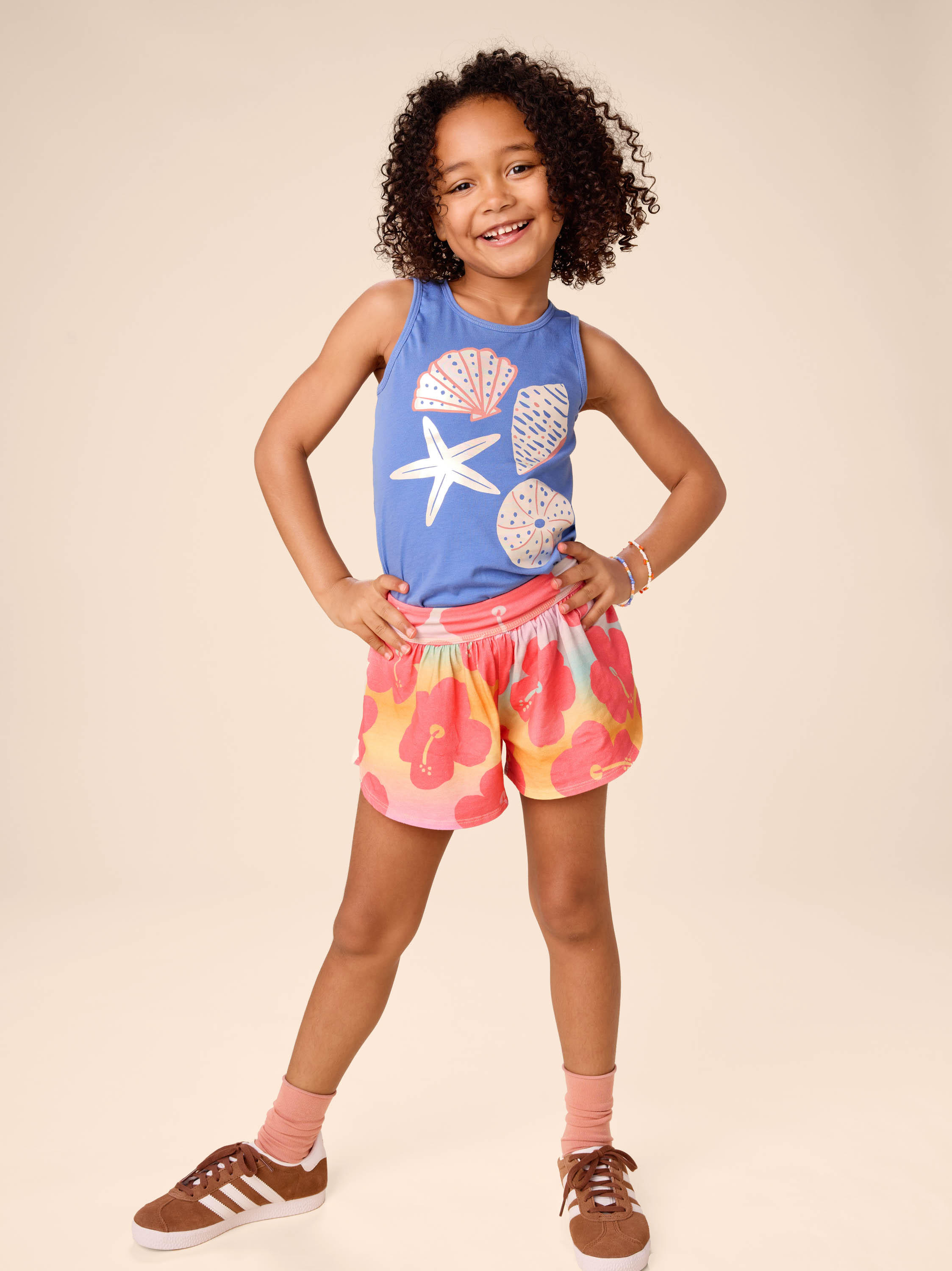GIRL & Sporty Petal Shorts & SHORT & Tea Collection