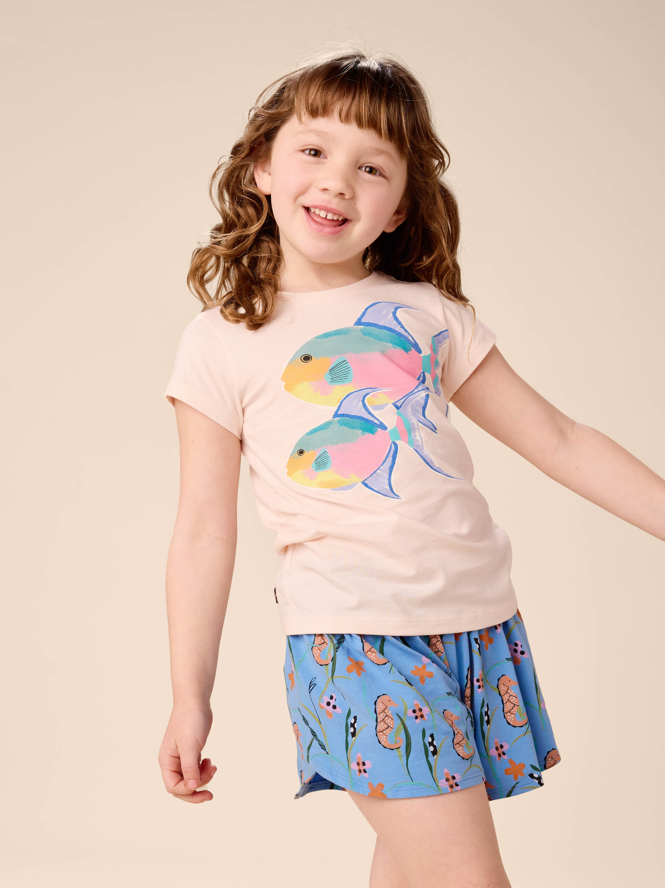 GIRL & Sporty Petal Shorts & SHORT & Tea Collection