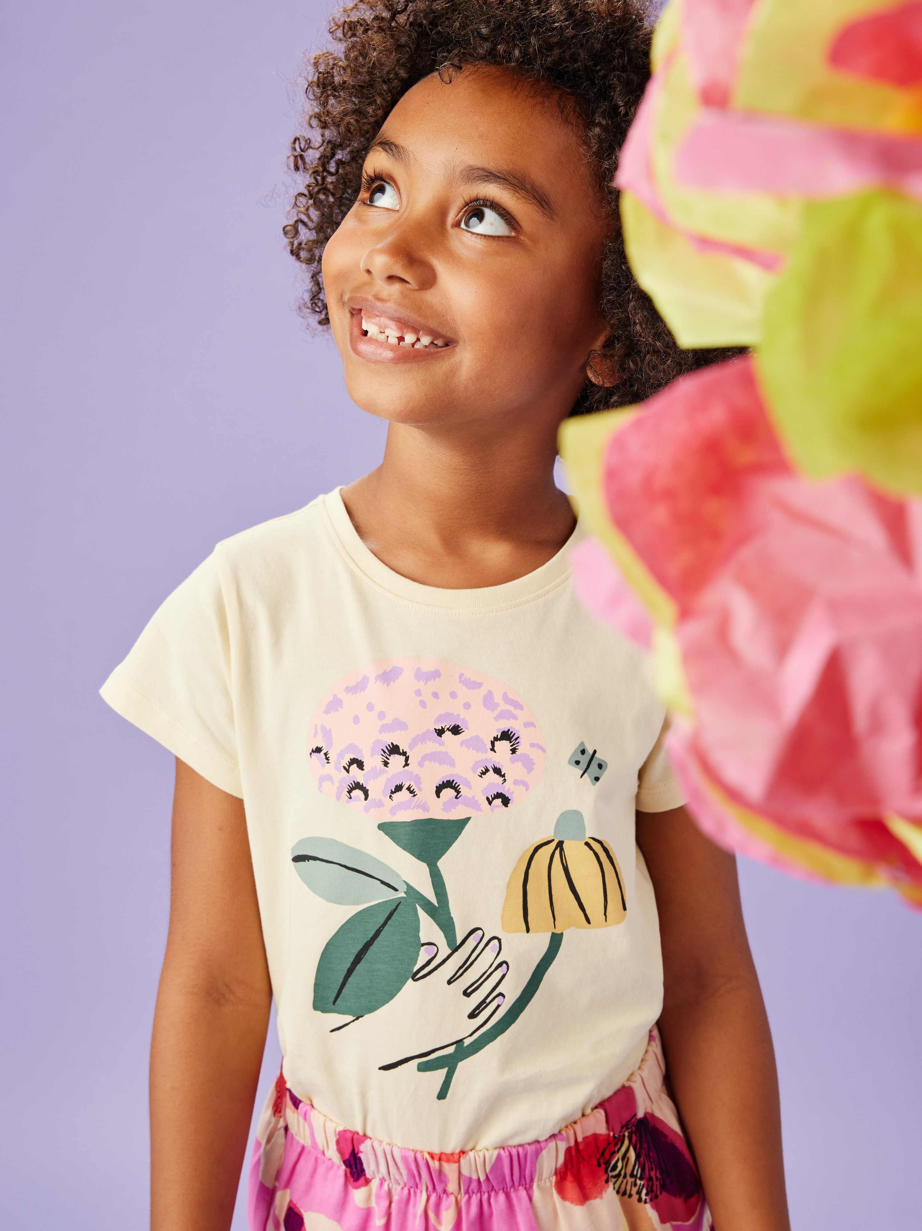 Flores y Mano Graphic Tee | Tea Collection Flores y Mano Graphic Tee | Tea Collection